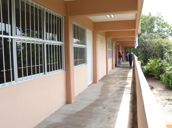 Recibió la ETL cuatro aulas y un auditorio – Gaceta Virtual | UAEM